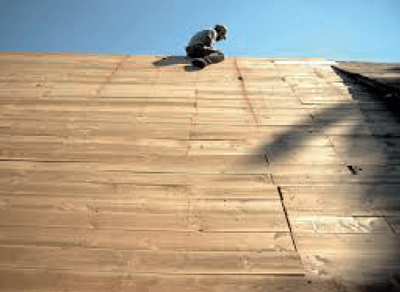 Quels clous choisir pour les applications d'un charpentier-couvreur